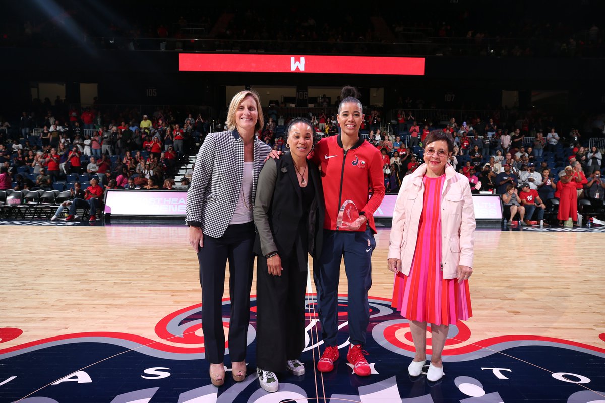 ‘Socially conscious’ WNBA players recognized with Leadership Award ...