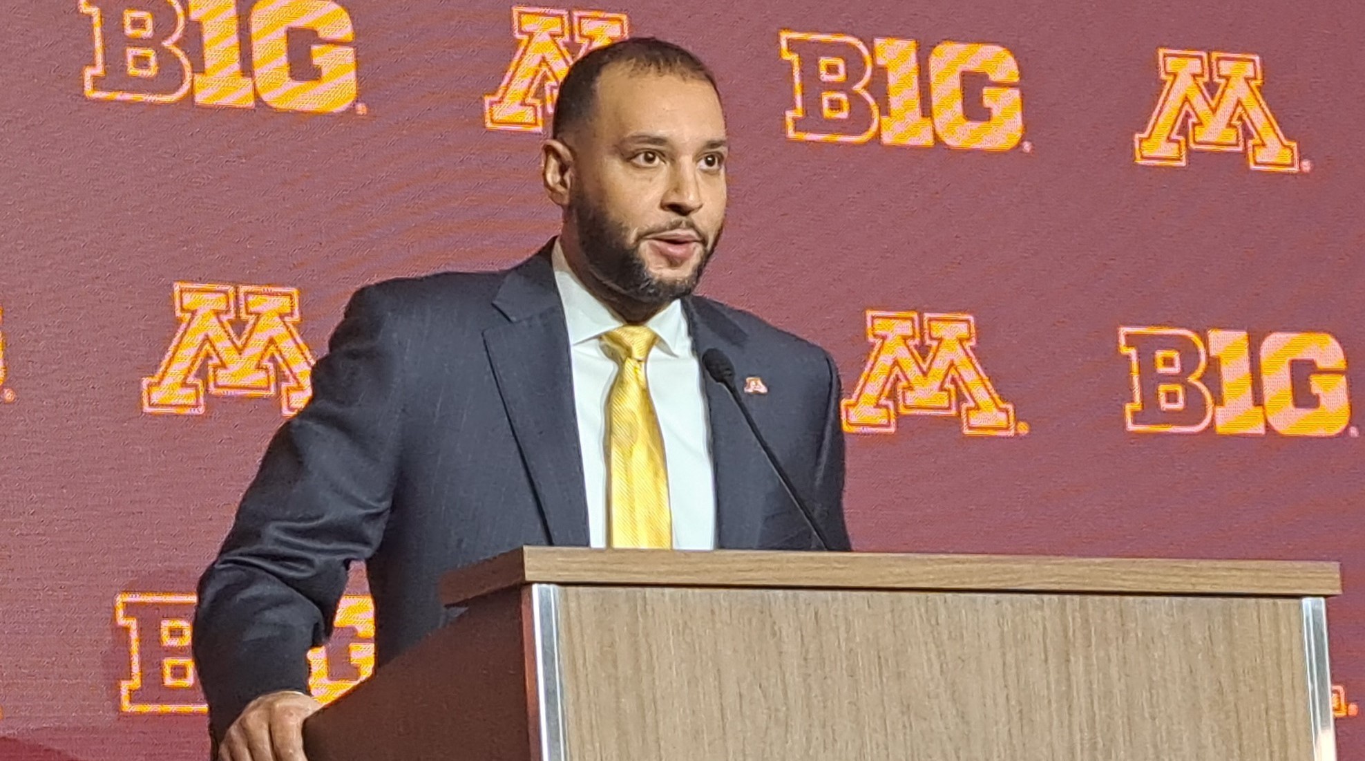 Gopher men’s basketball coach Ben Johnson faces unfair scrutiny ...