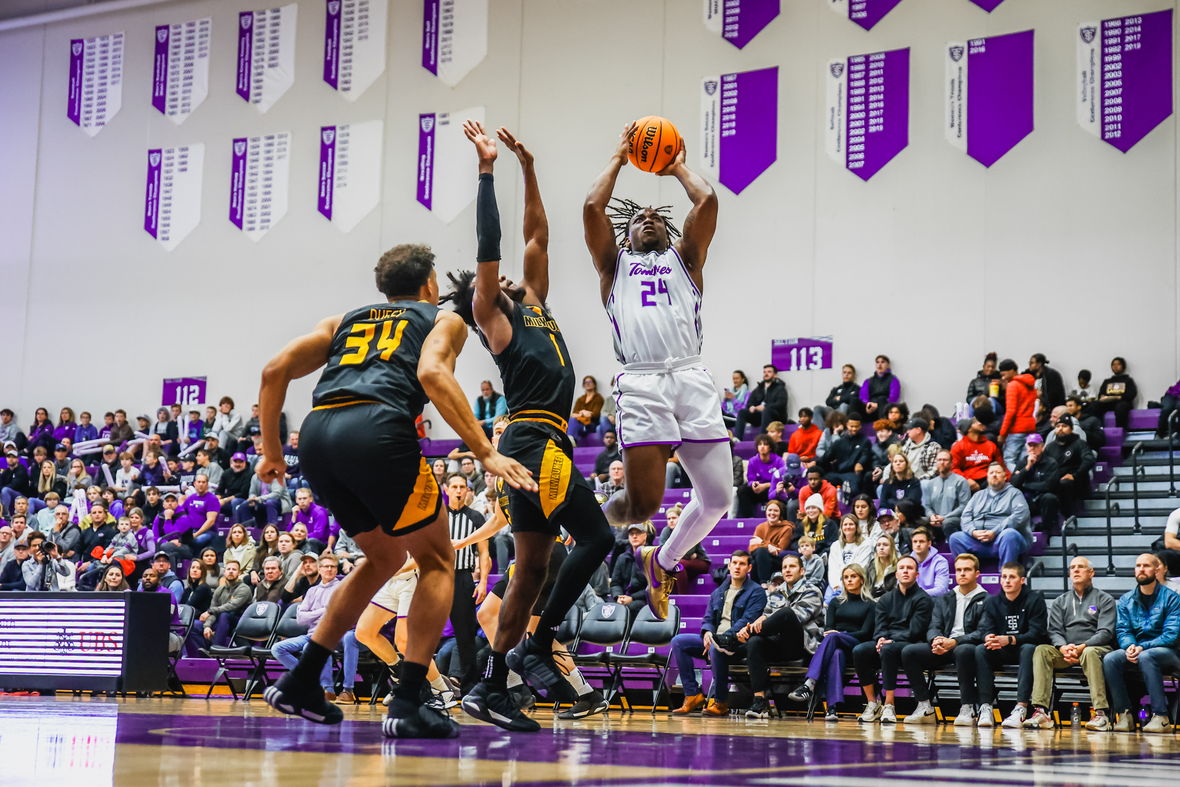 Raheem Anthony ‘lights up the court’ for St. Thomas | Minnesota ...