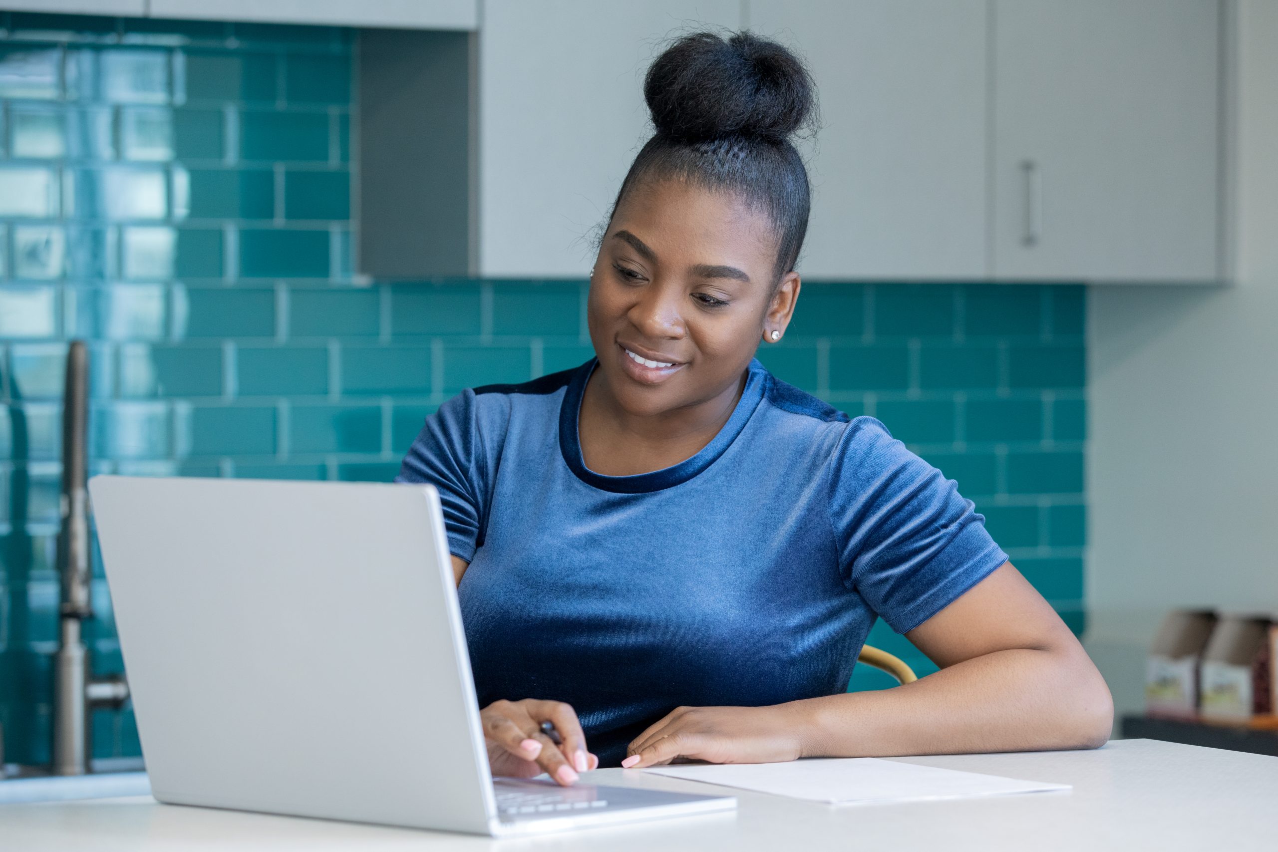 How to Choose Your First Credit Card and Build Credit